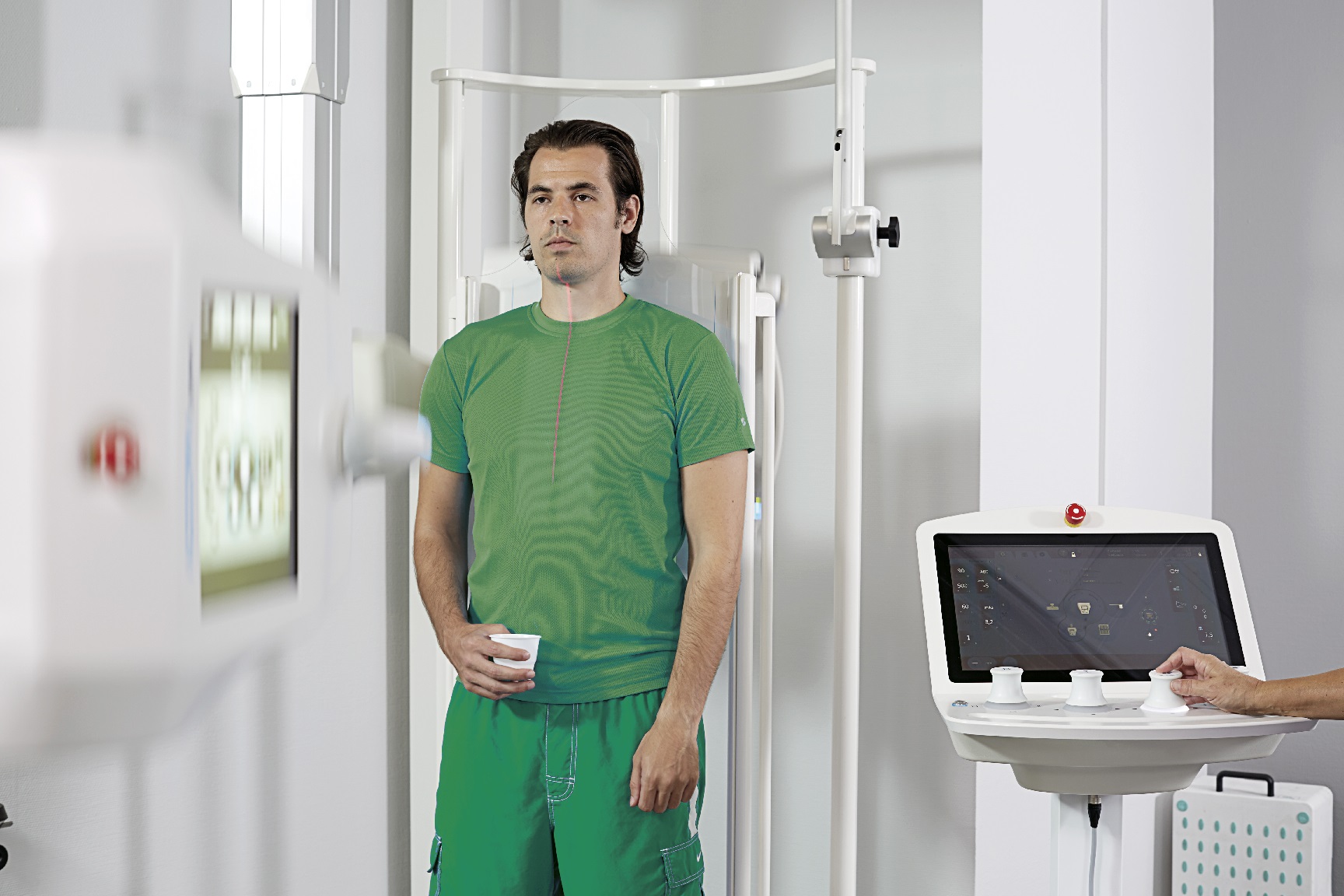 Adora DRFi inSpire - Mediel